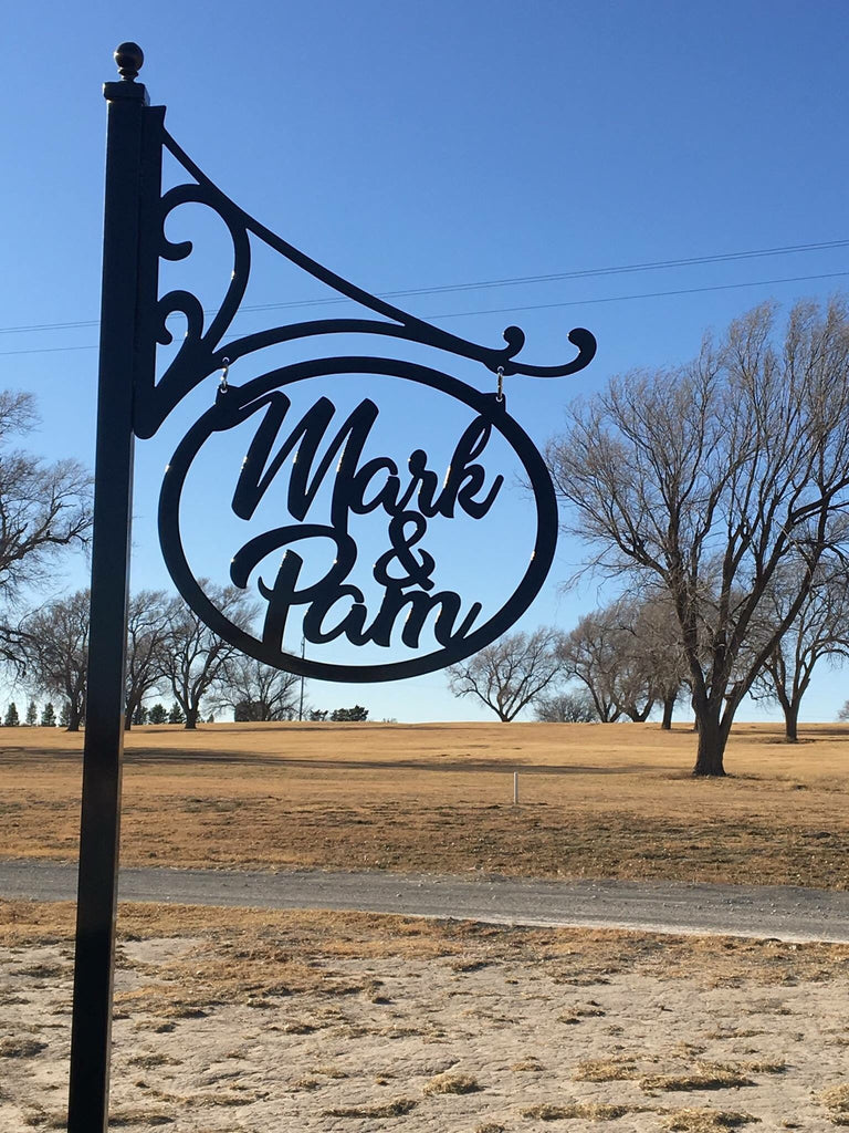 One Post Interchangeable Yard Sign – Steel Grace